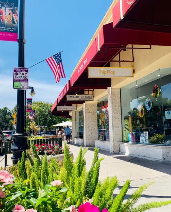 Safe Harbor Pier 77 - Safe Harbor Marinas