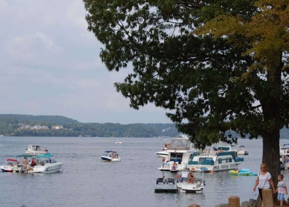 Safe Harbor Aqua Yacht - Safe Harbor Marinas