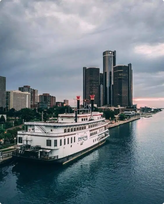 Safe Harbor Detroit River - Safe Harbor Marinas